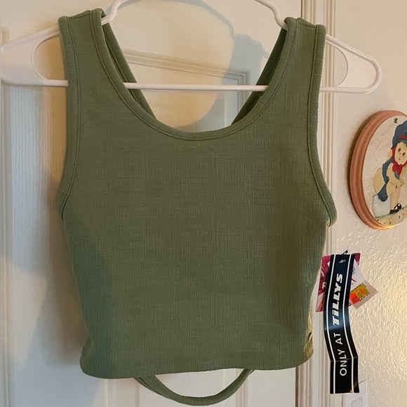 Roxy | Tops | Roxy Cross Back Green Tank | Poshmark